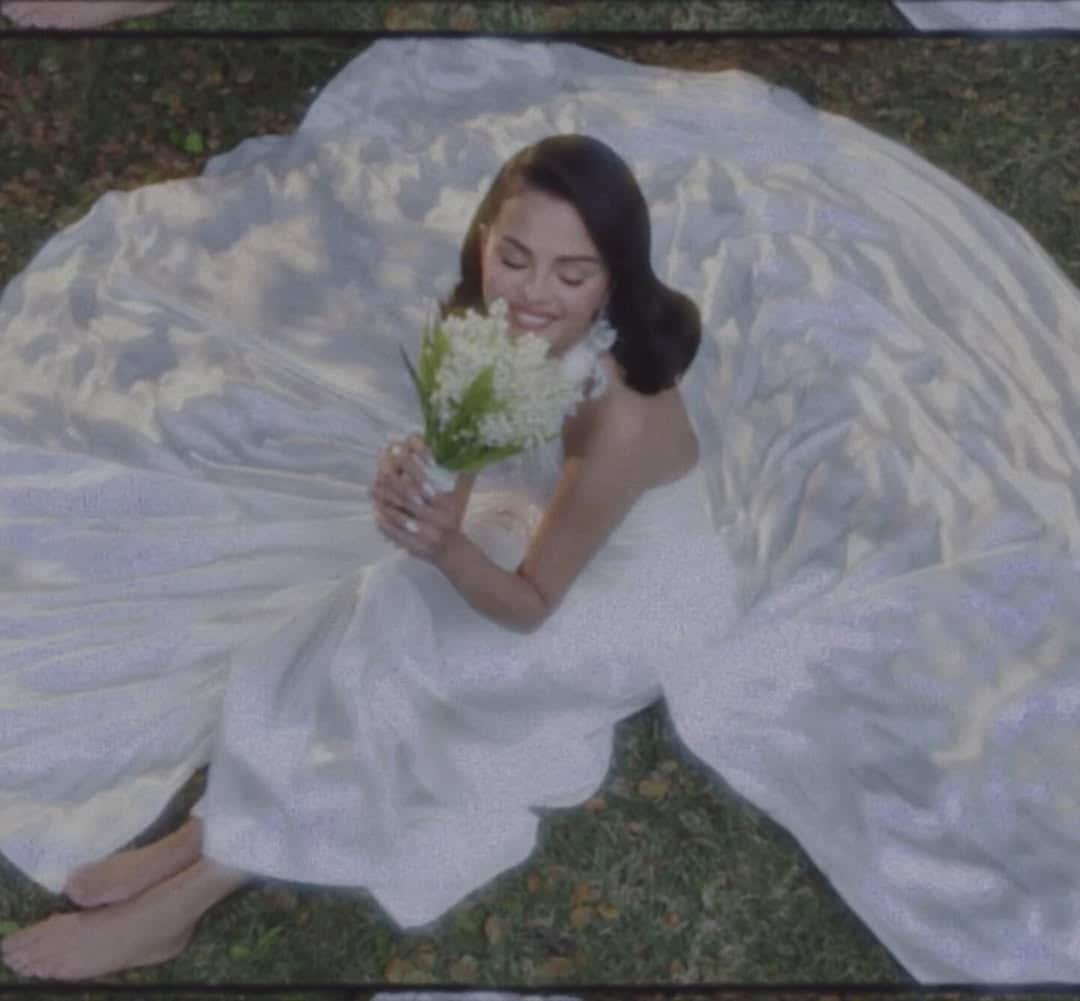 Selena Gomez Marries Benny Blanco In A Dreamy Wedding Ceremony | PHOTOS