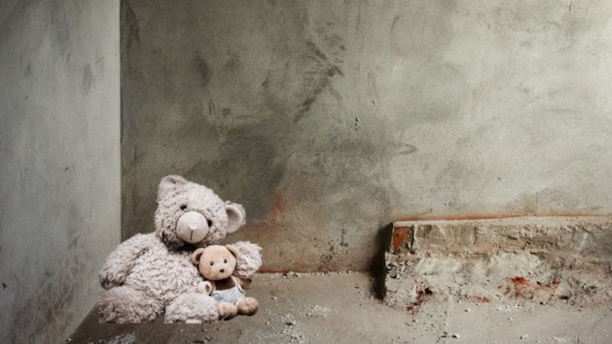 'Can't Eat, Talk...': 6-Year-Old 'Imprisoned' By Parents Since Birth ...