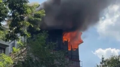 Major Fire Breaks Out At Kolkata Guest House; No Casualties Reported ...