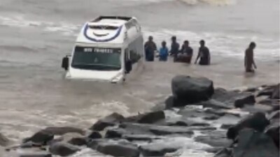 Minibus Drifts Into Sea At Mumbai Beach During High Tide, All ...