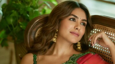 Adivi Sesh, Mrunal Thakur’s Dacoit: A Love Story Gets New Release Date ...