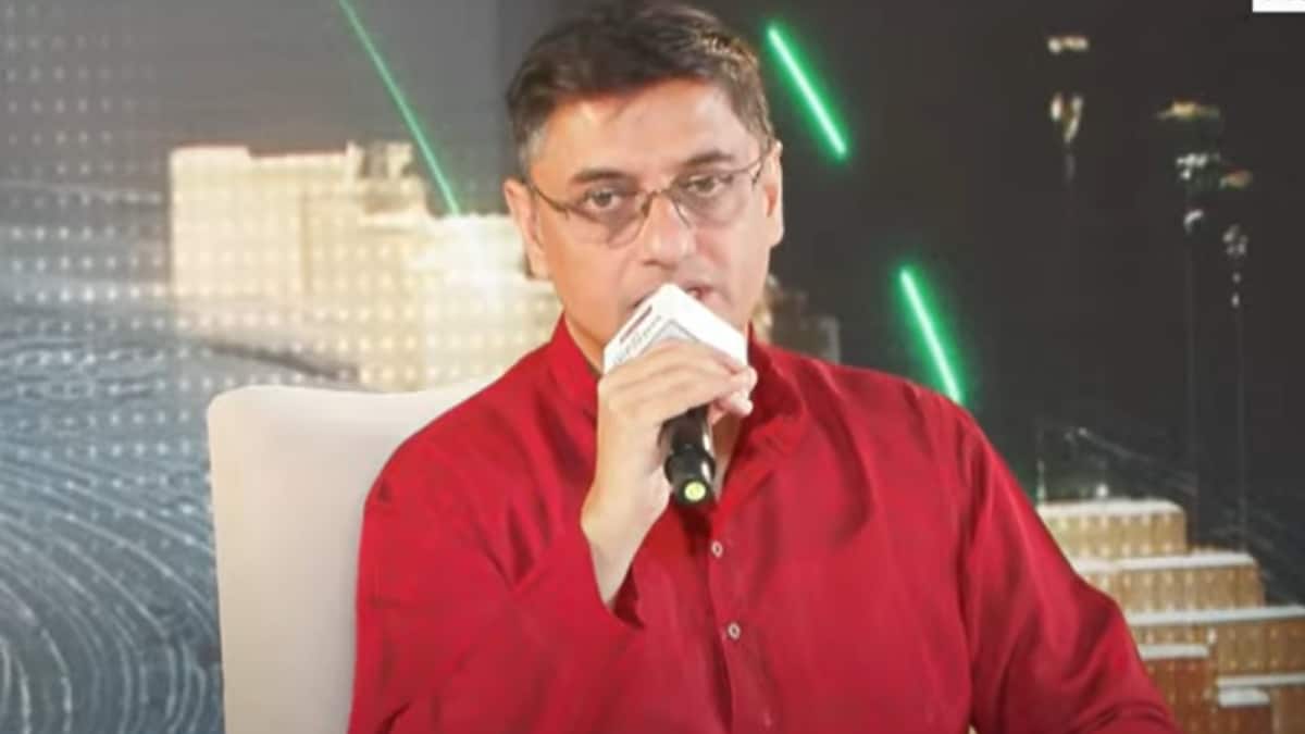 'Work Can Happen From Anywhere, Why Move To US', Says Sanjeev Sanyal Amid H-1B Concerns ...