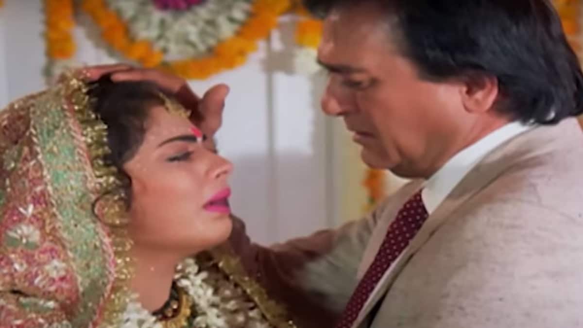 This Powerful Movie Starring Sunil Dutt, Rekha And Sheeba Is Sadly ...