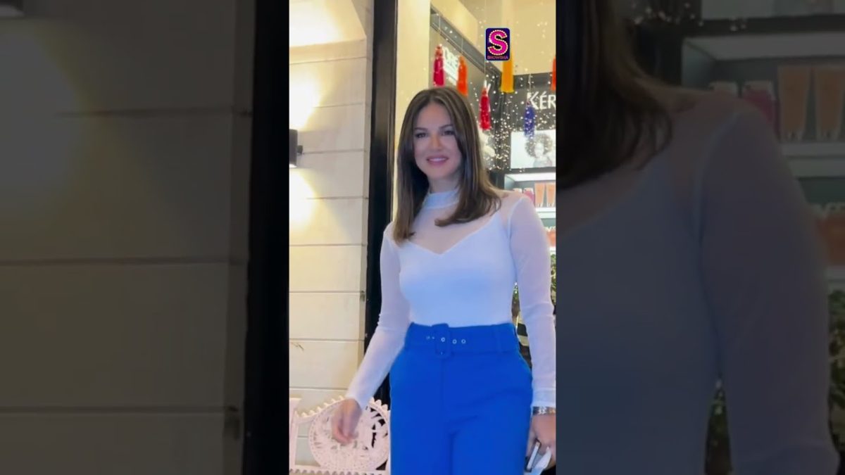 Sunny Leone steps out of the salon flaunting a bold new look!