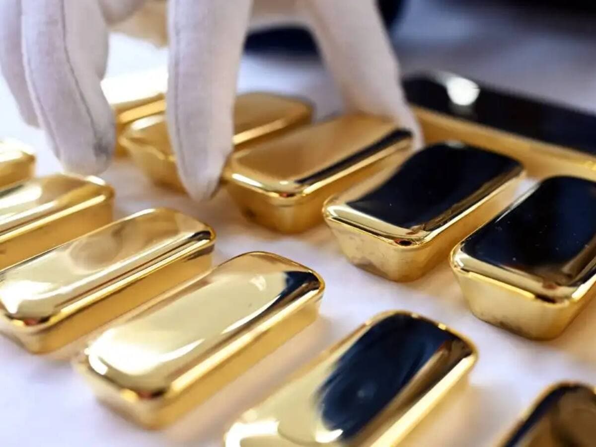 Buying Gold? Here's What Baba Vanga Predicted About 'Cash Crush' In 2026