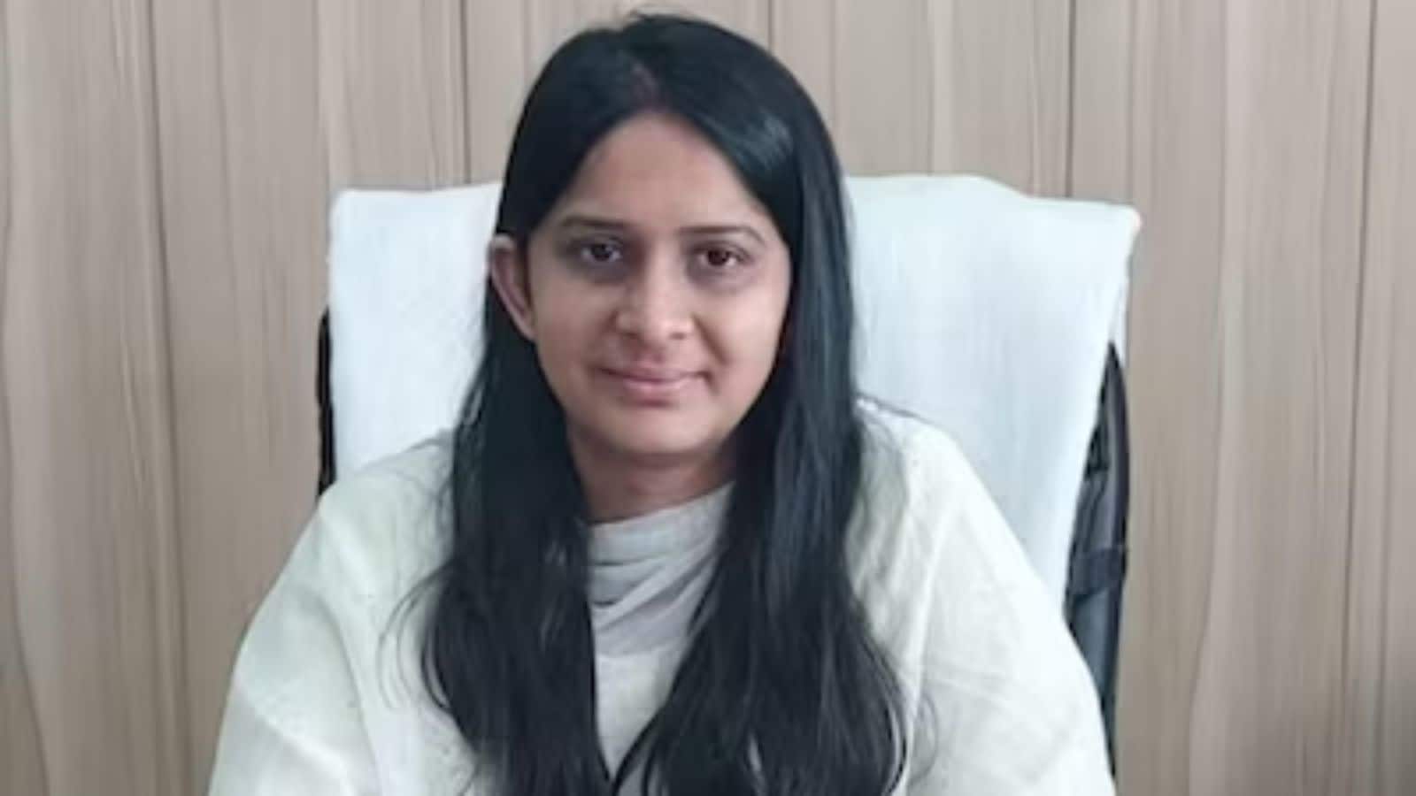 Success Story: Dr Shena Aggarwal Studied MBBS From AIIMS, Secured Rank ...