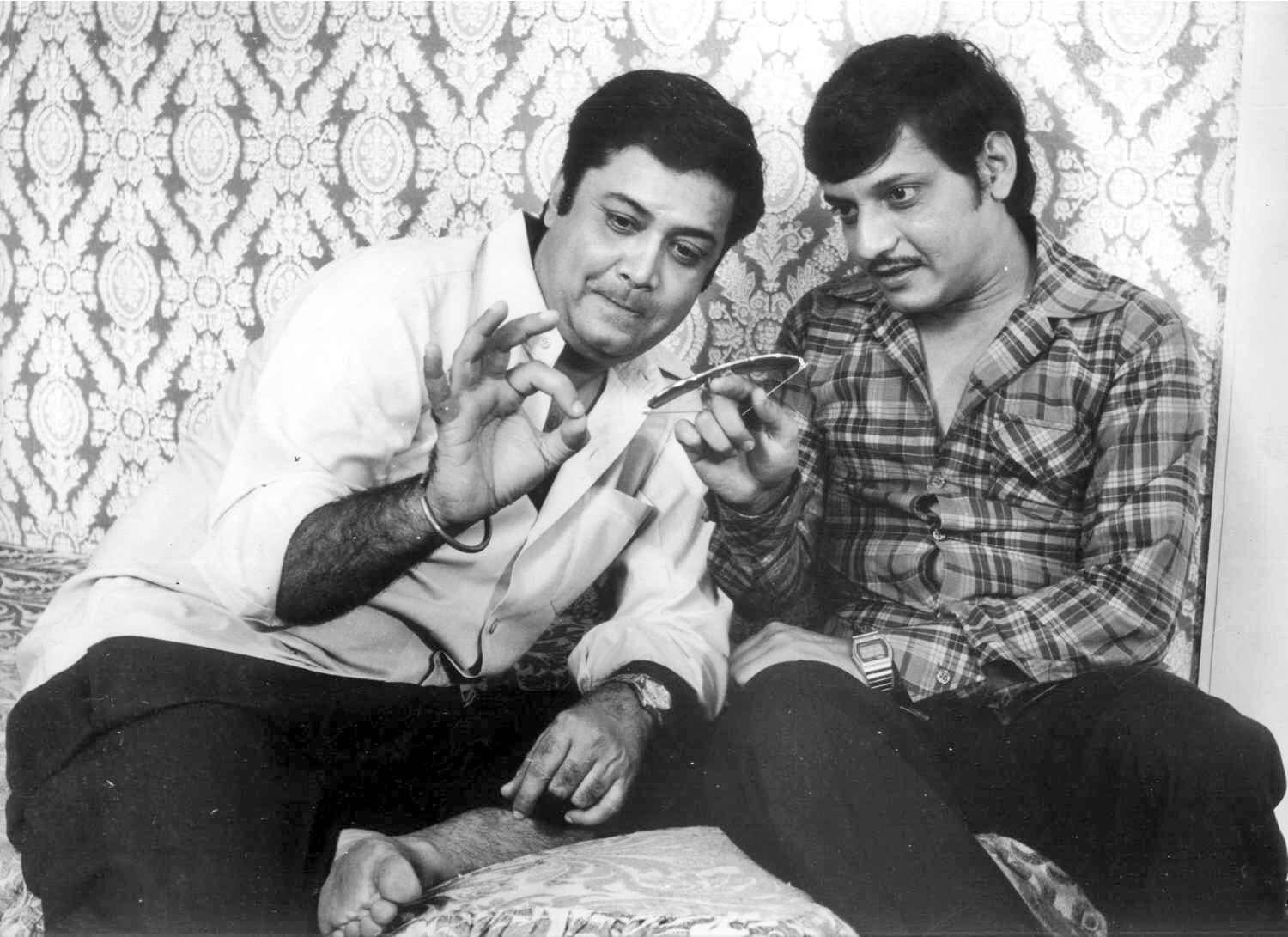 Son-In-Law Of A Superstar, This Actor Played Comic Roles In 70s; His ...