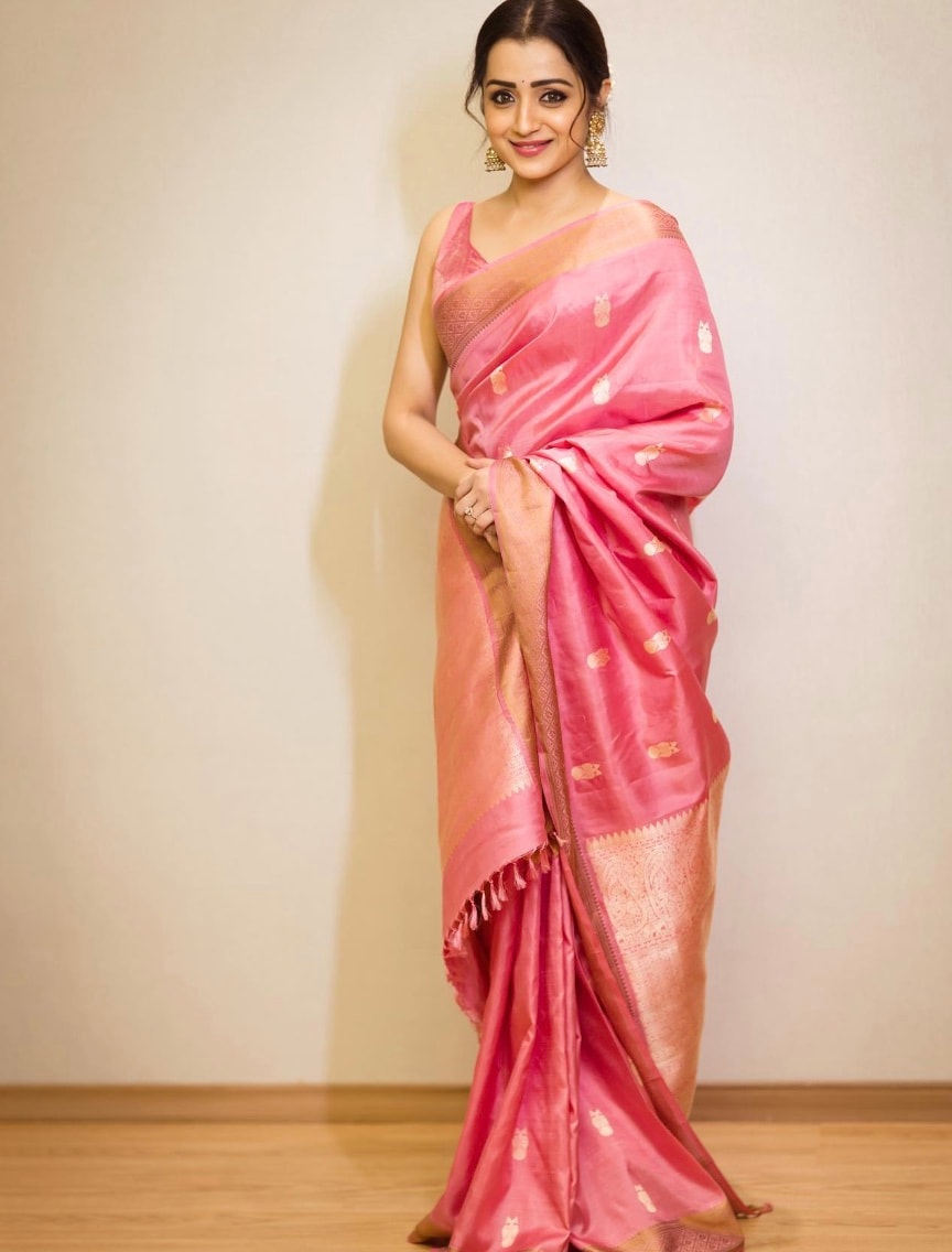 South Diva Trisha Krishnan Inspired Diwali Outfits For A Glam Festive Look