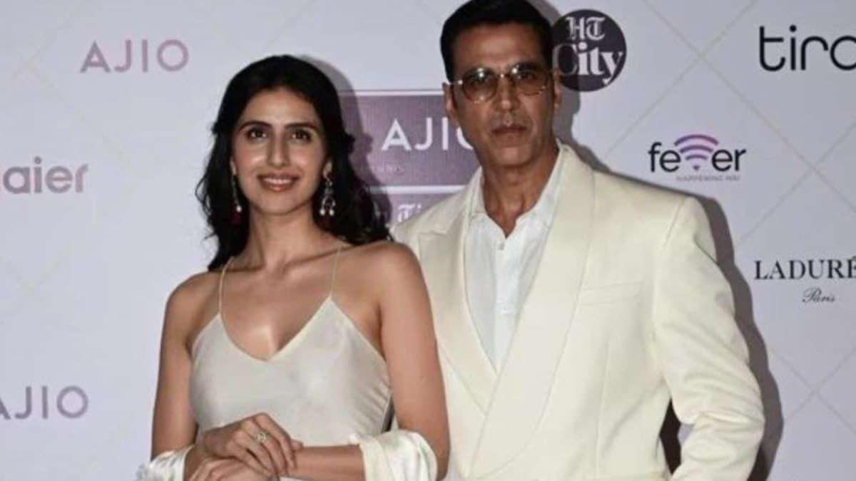 Akshay Kumar’s Shoutout To Niece Simar Bhatia’s Ikkis: ‘Extra Reason To Cheer’ | Bollywood News ...