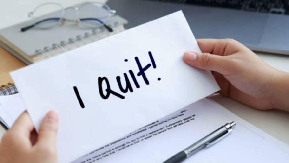 Man Quits Toxic ‘Lala Company’ Job, Claims Management Is ‘Begging Me To ...