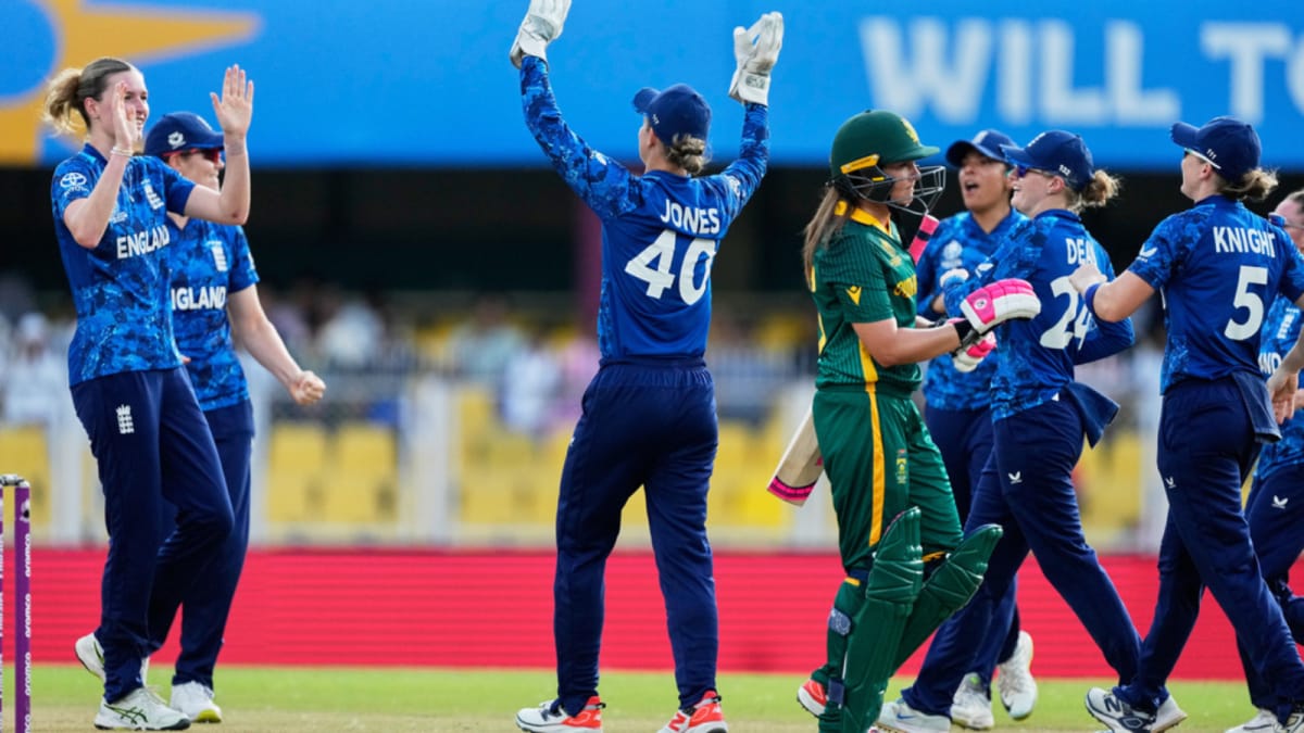Linsey Smith Spins England To Dominant 10-Wicket Win Over South Africa ...