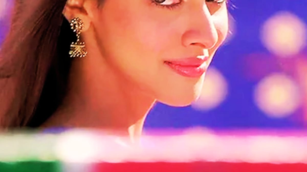 Actress Born To CBI Officer And Doctor Debuted At 15, Now Owns Assets ...