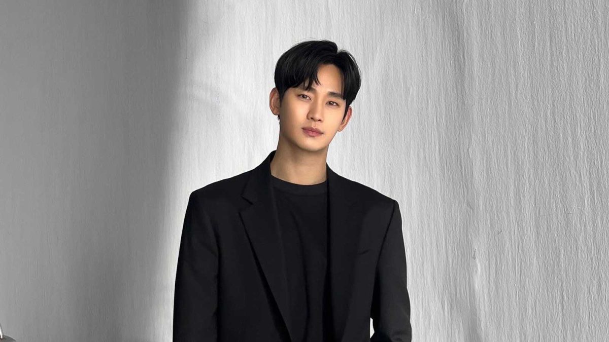 Kim Soo-hyun’s Military Diary ‘Shows’ He Loved Someone Else, Not Kim ...