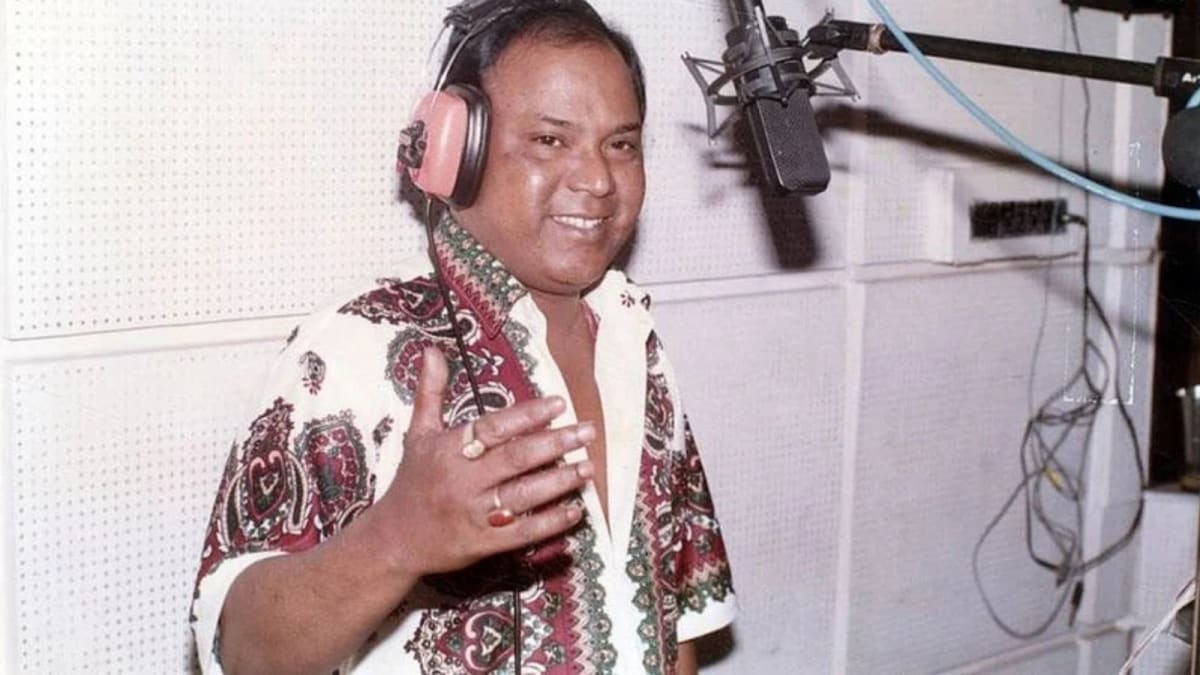 A 90s Romantic Hit, 33 Years Later It Remains A Cult Classic In Barber ...