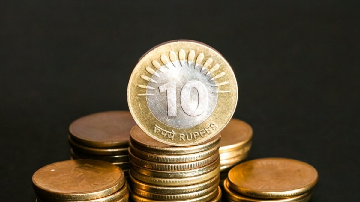Still Doubting The Rs 10 Coin? RBI Says It’s 100% Legit!