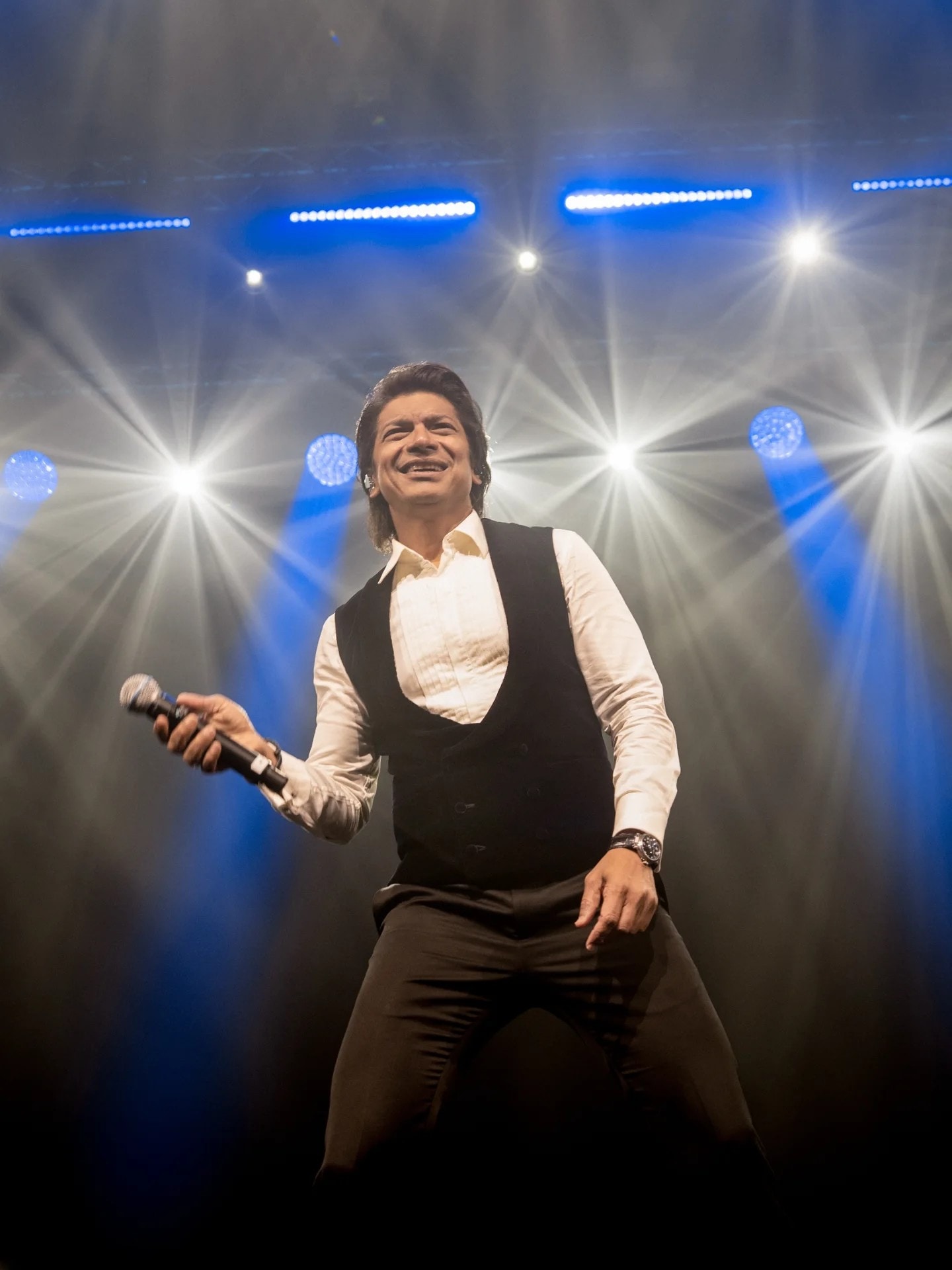 Born To A Music Director, This Bollywood Singer Sold Pens And Cable Connections To Support ...