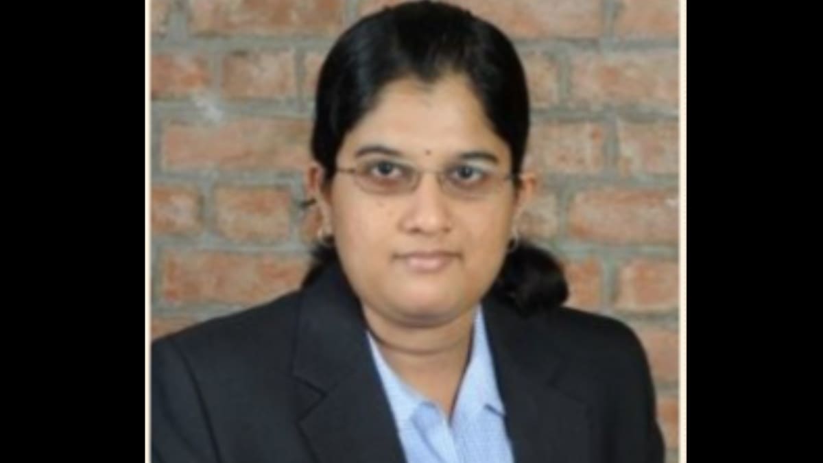 IIM Ahmedabad Mourns Loss Of Alumna Whose Father Shared Bribery Ordeal ...