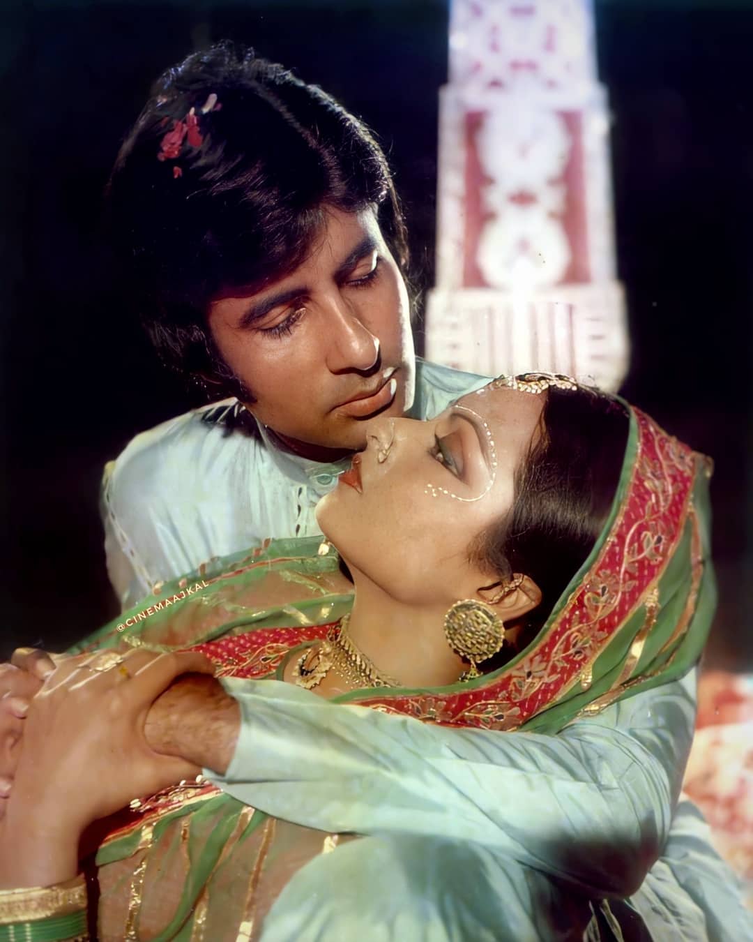 Amitabh Bachchan-Rekha’s On-Screen Romance In This Kishore Kumar ...