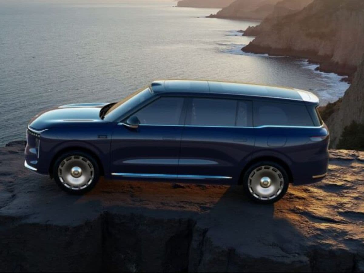 A Car With 5K Display And Built-In Shower? IM Motors' LS9 SUV Creates ...