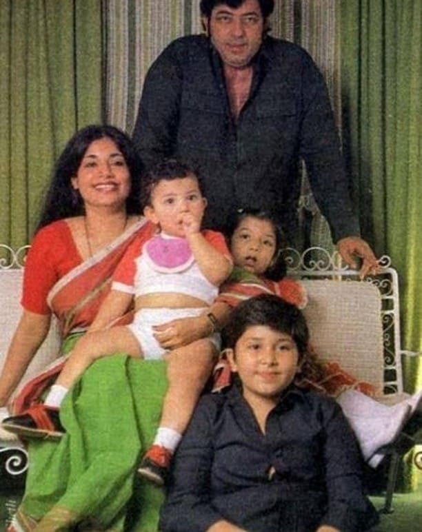 His Father Was Dharmendra’s Co-Star In Sholay, And He Was Rani Mukerji’s First Hero, He Quit ...