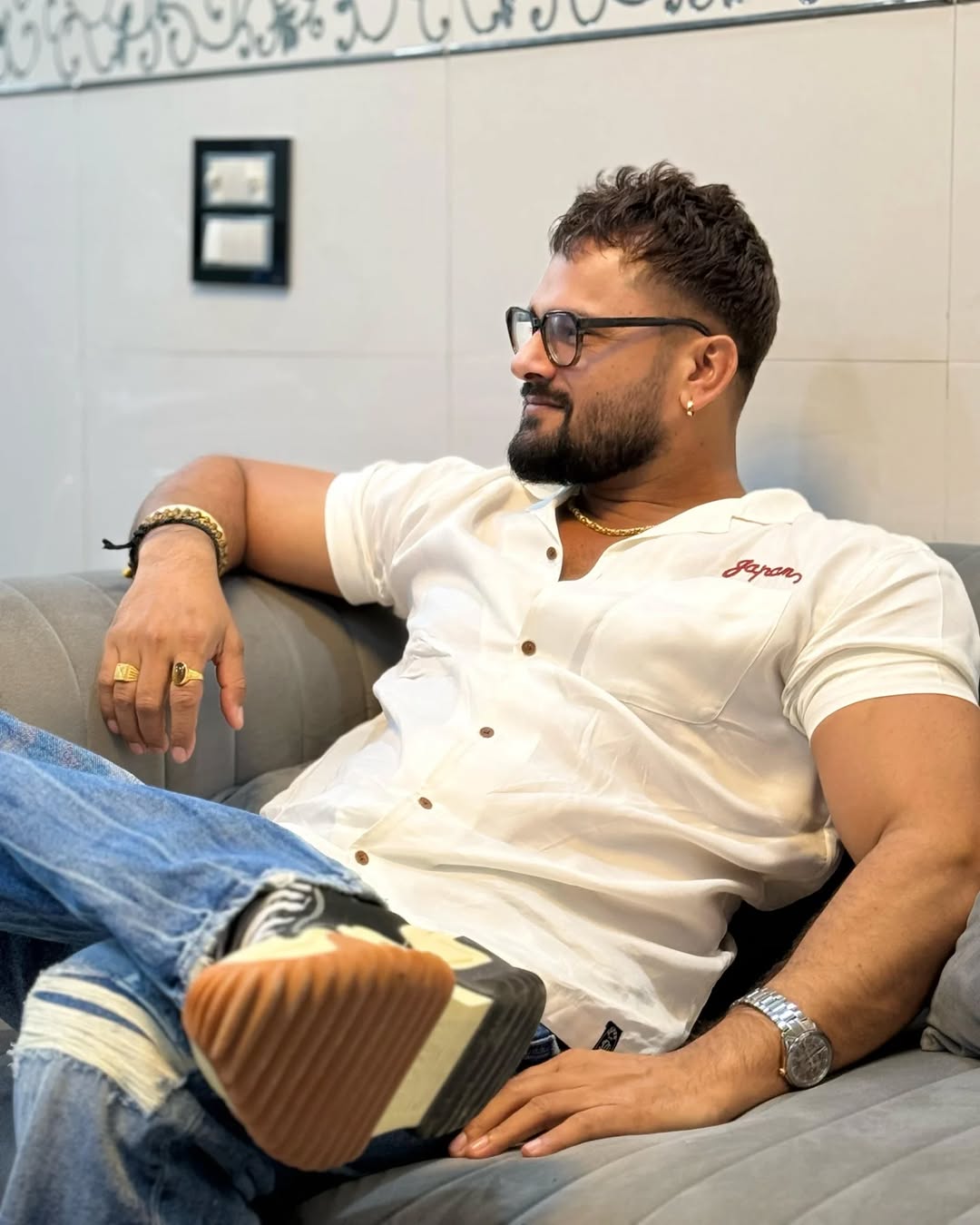 Bhojpuri Star Once Sold Litti Chokha, With Rs 24 Crore Net Worth He Is ...