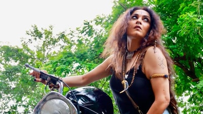Ramya Krishnan Smokes, Slays And Stuns In Ram Gopal Varma’s Police ...