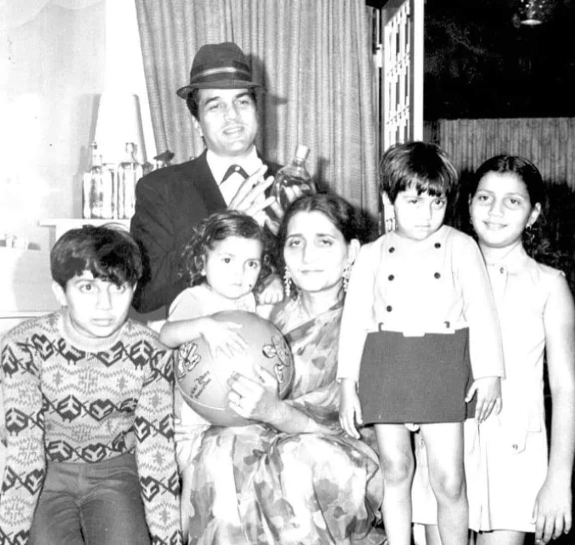 Dharmendra And His Family Moments: A Walk Down The Memory Lane