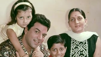 Dharmendra And His Family Moments: A Walk Down The Memory Lane
