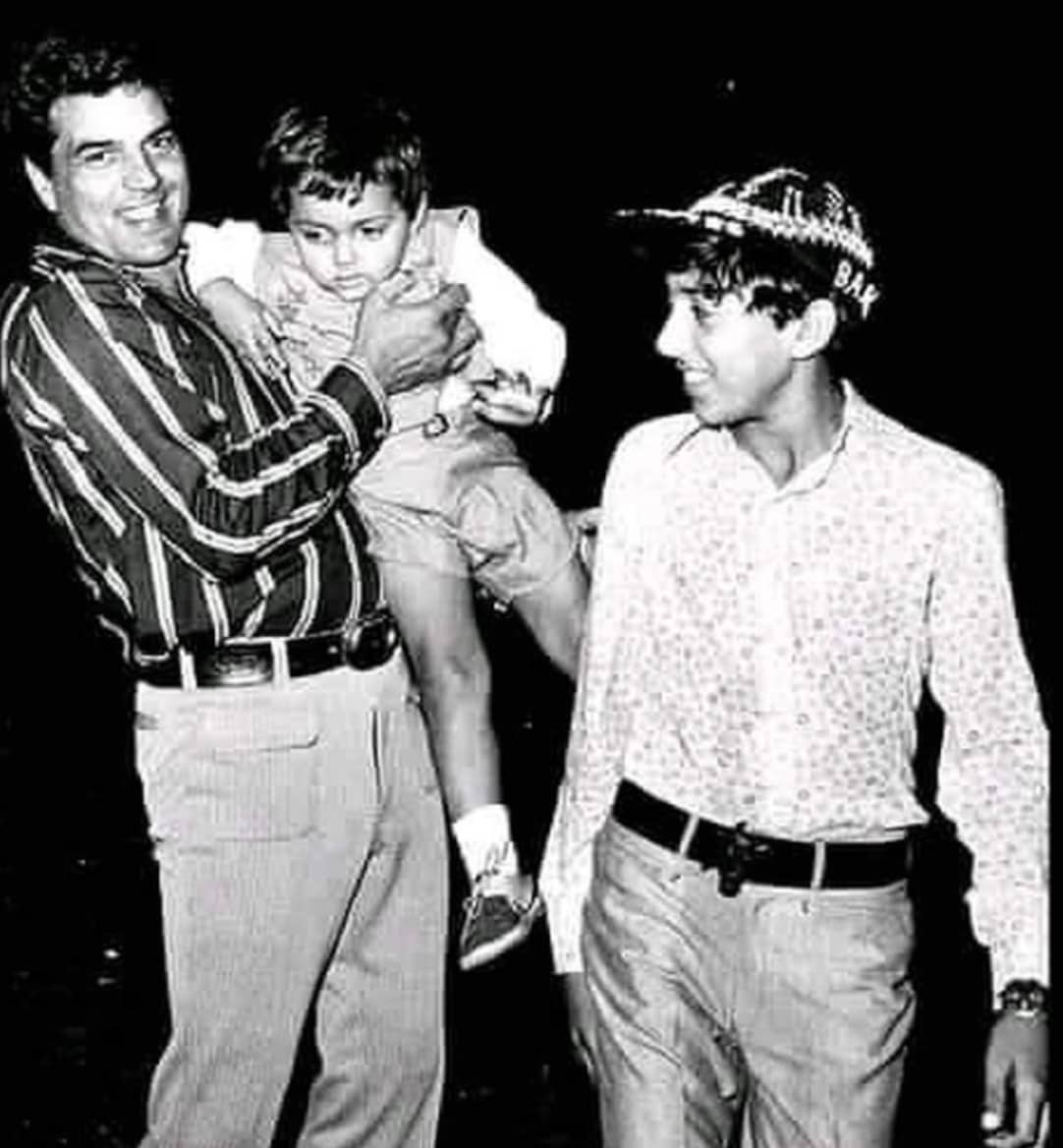 Dharmendra And His Family Moments: A Walk Down The Memory Lane