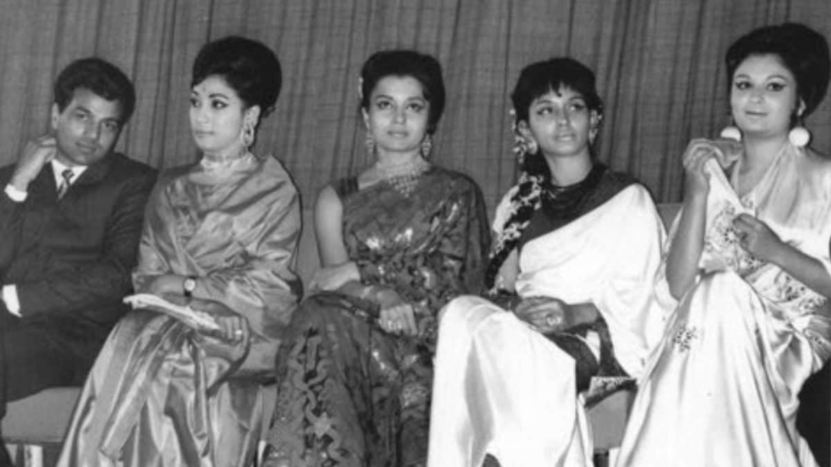 'One By One All My Co-Stars Are Gone. Now, Even Dharam Ji Is Gone ...