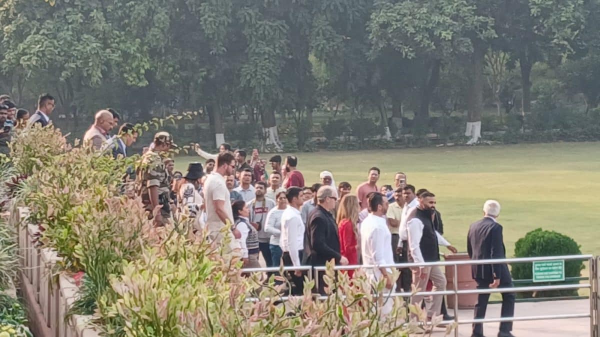 Taj Mahal Take Two: Donald Trump Jr Revisits Iconic Monument With Wife ...