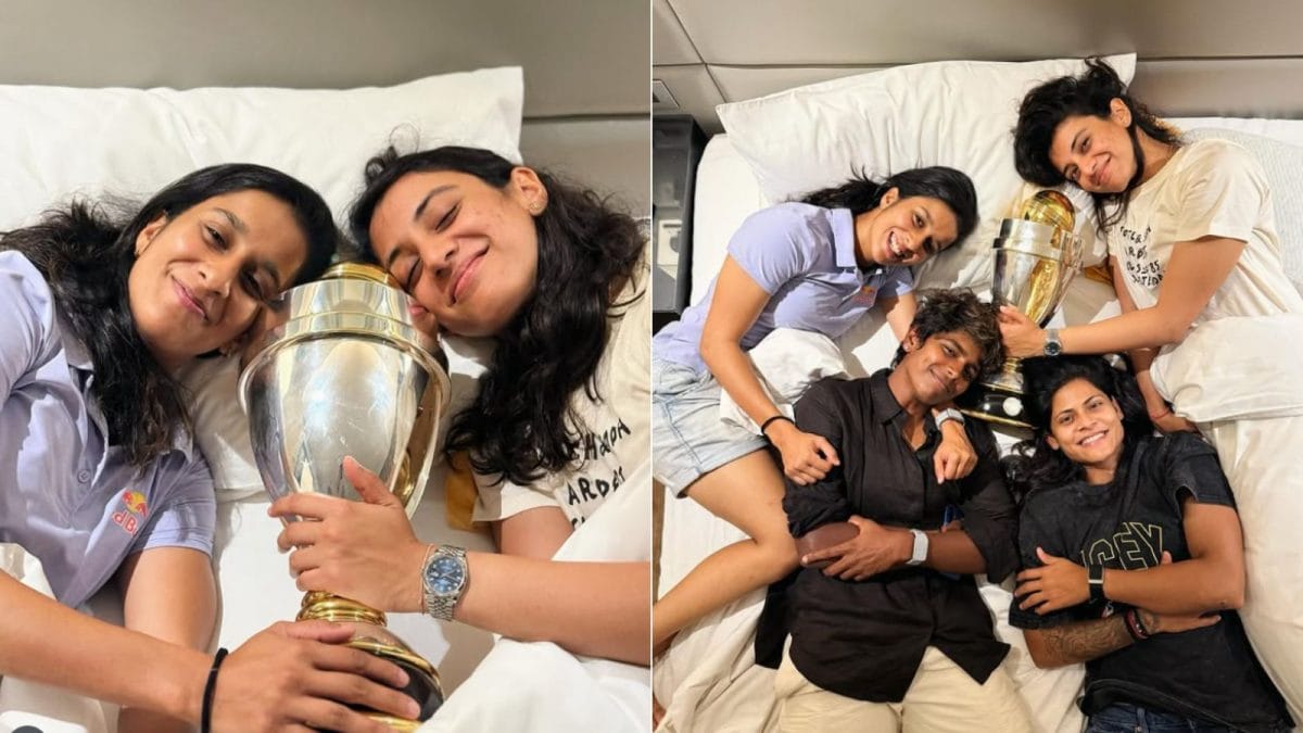 Jemimah, Smriti Mandhana Pose With World Cup Trophy In Hotel Room ...