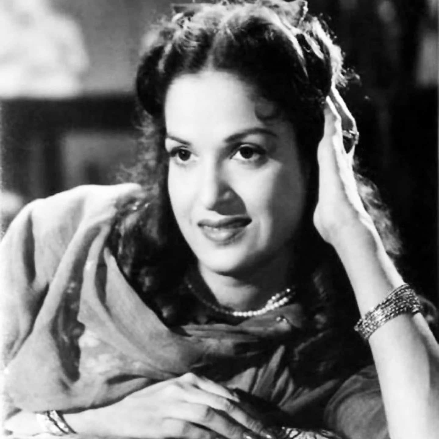 Her Romance With Dilip Kumar Ended After Brother’s Death Threat ...