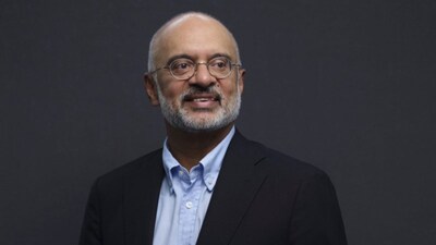 Who Is Piyush Gupta? Ex-DBS CEO & IIM Ahmedabad Graduate Appointed As ...