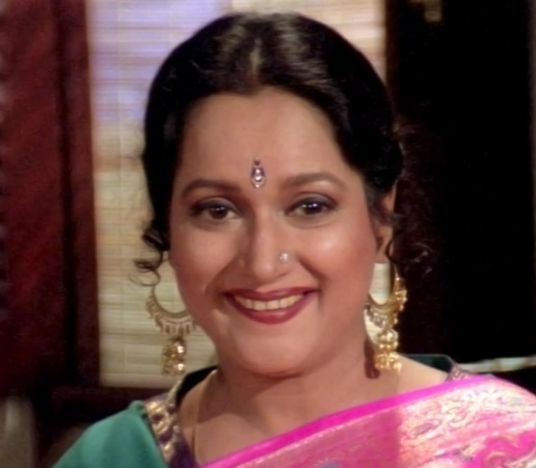 She Made Us Laugh And Cry Happy Tears In SRK-Kajol’s DDLJ, But Missed ...