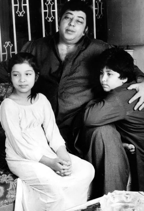 His Father Was Dharmendra’s Co-Star In Sholay, And He Was Rani Mukerji’s First Hero, He Quit ...