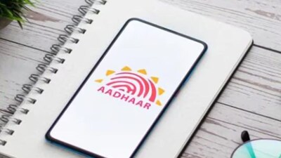 Aadhaar Biometric Update Free For Children Aged 7–15: How To Do It ...