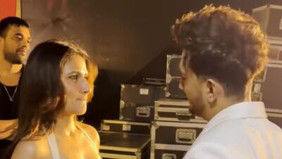 Fatima Sana Shaikh, Munawar Faruqui Share A Warm Hug On Backstage Of ...