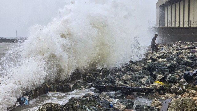Cyclone Ditwah Updates: 3 Dead Amid Heavy Rain In Tamil Nadu; IMD Says ...