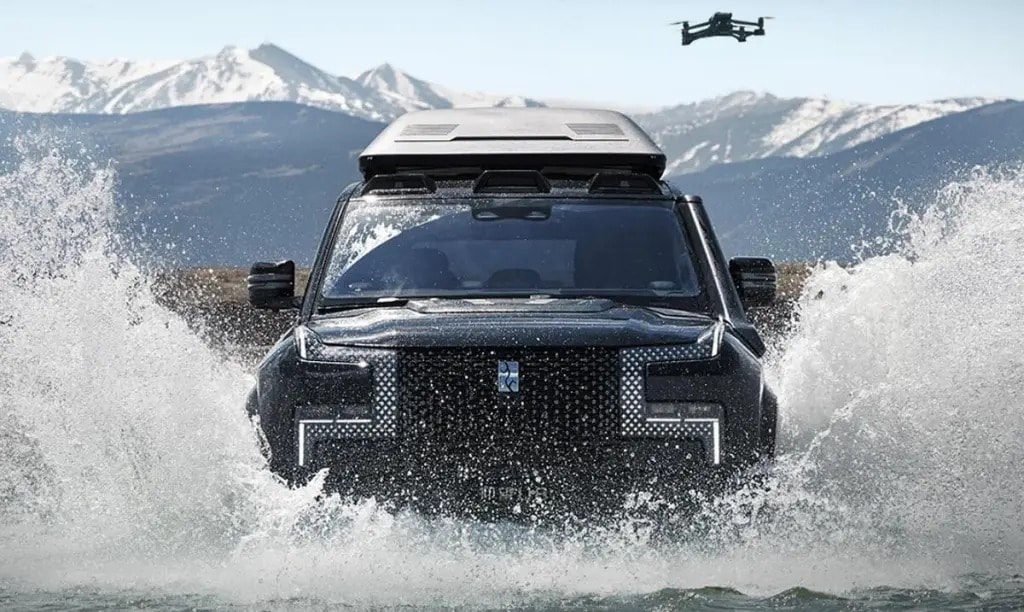 This SUV Can Float On Water For 30 Minutes, Can Even Spin 360 Degrees ...