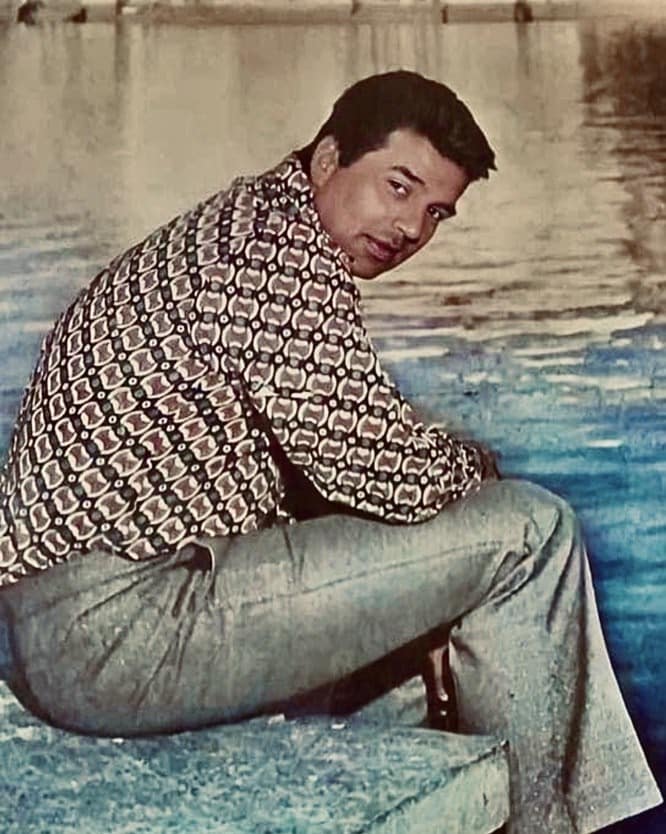 Dharmendra Passes Away: Revisiting The Actor’s Rare Unseen Moments