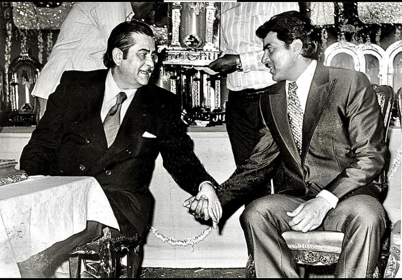 Dharmendra Passes Away: Revisiting The Actor’s Rare Unseen Moments