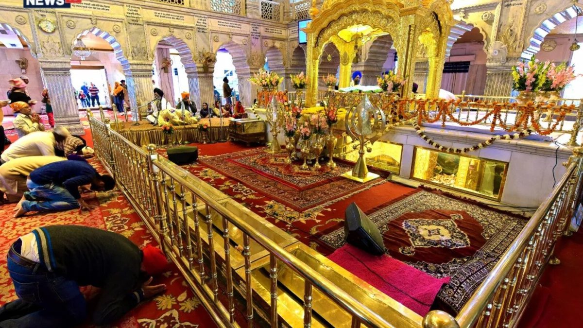 Delhi Govt Announces Nov 25 As Public Holiday For Shaheedi Diwas | Full ...