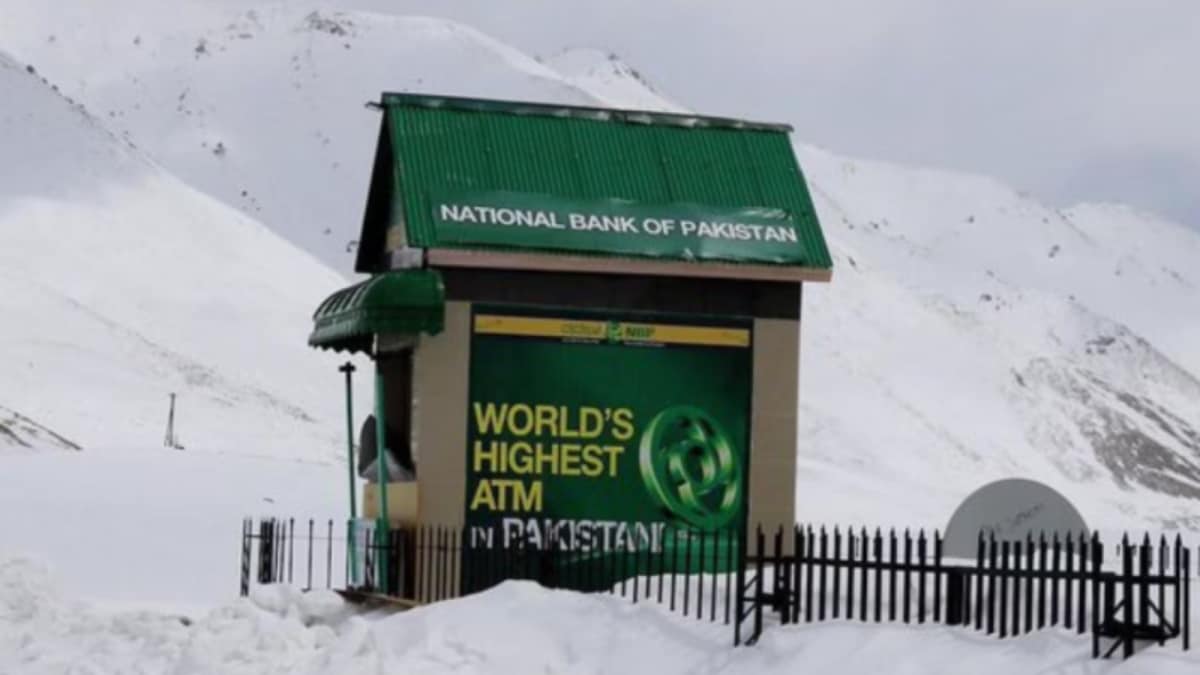 This Is The Highest ATM In The World And It Never Runs Out Of Cash ...