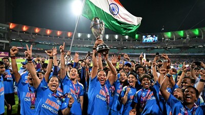 Harmanpreet Kaur Wins Champion Of The World Award At CNN-News18 Indian ...