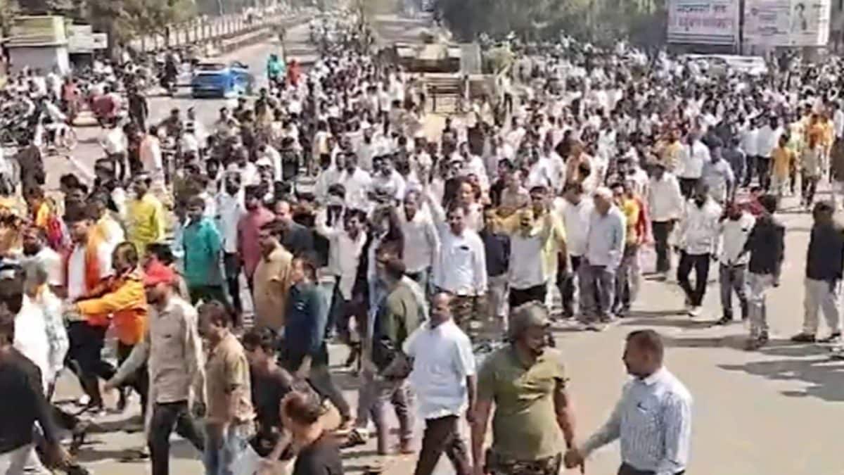 Thousands Hit Streets In Protest Against Rape-Murder Of 3-Year-Old Girl ...