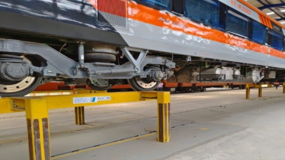 Shakur Basti Becomes Model Maintenance Depot For Vande Bharat, Other ...
