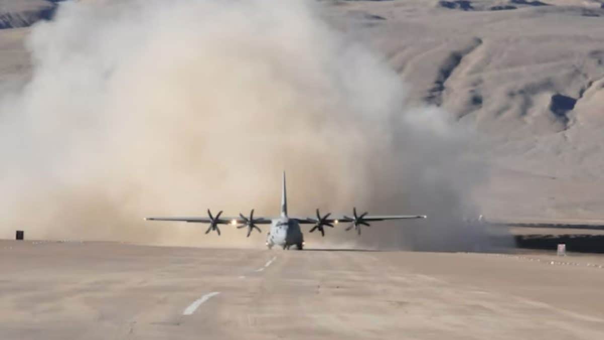 30 Km From LAC, At 13,700 Feet: How Fully Operational Nyoma Airbase ...