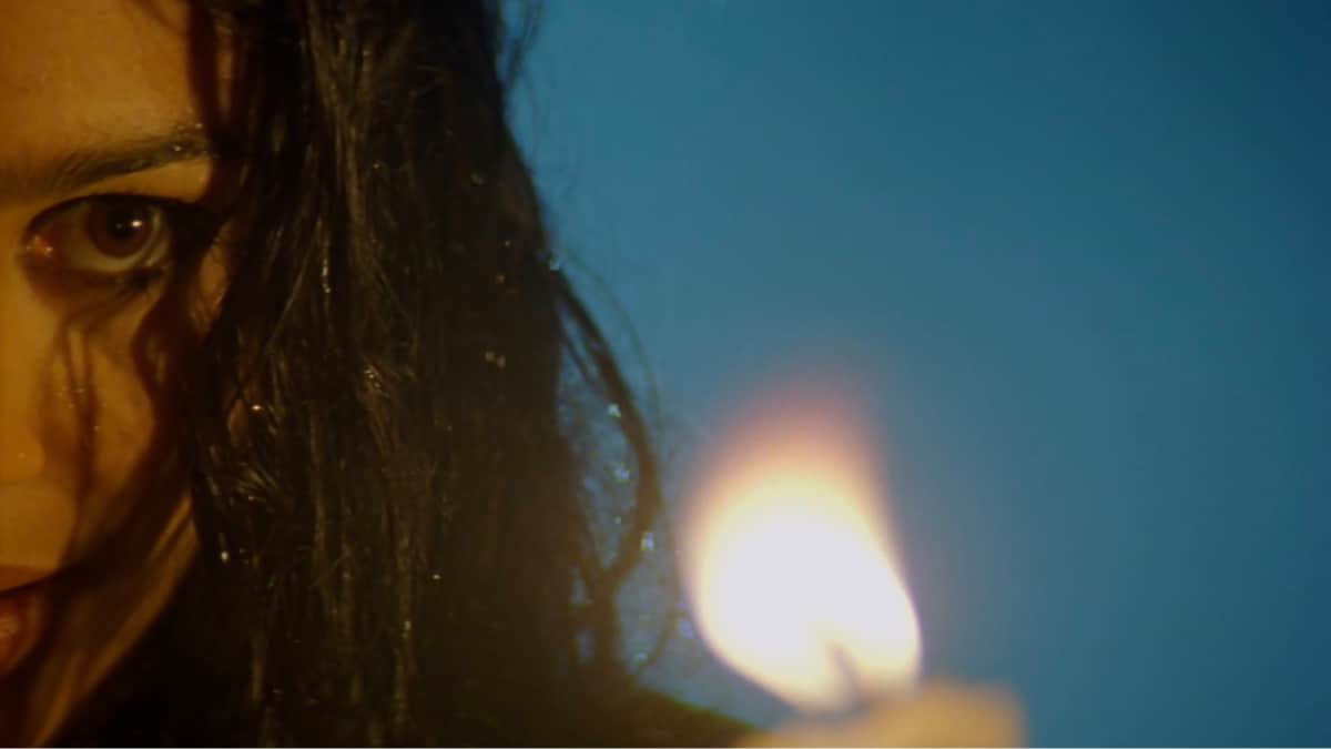 She Played ‘Chudail’ In Her Blockbuster Bollywood Debut, Got Married to ...