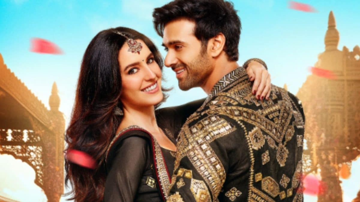 Katrina Kaif’s Sister Isabelle Kaif Takes An Auto Ride In Mumbai ...